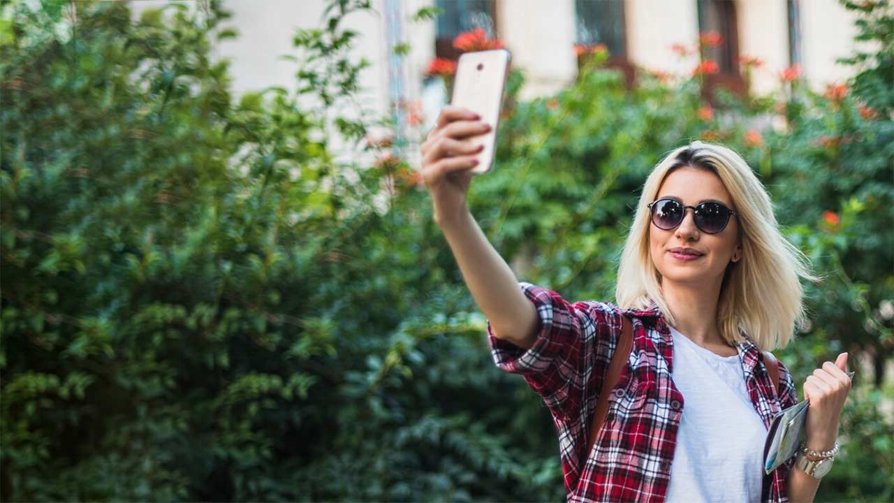Descrieri poze – texte pentru poze pe Facebook și Instagram